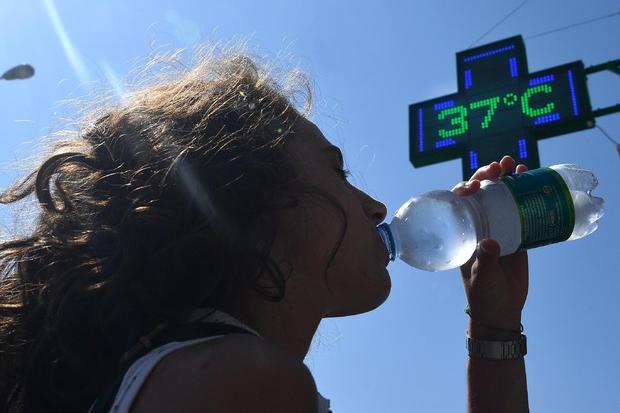 Clima rovente, scatta l’allerta gialla per il caldo: attesi fino a 38 gradi